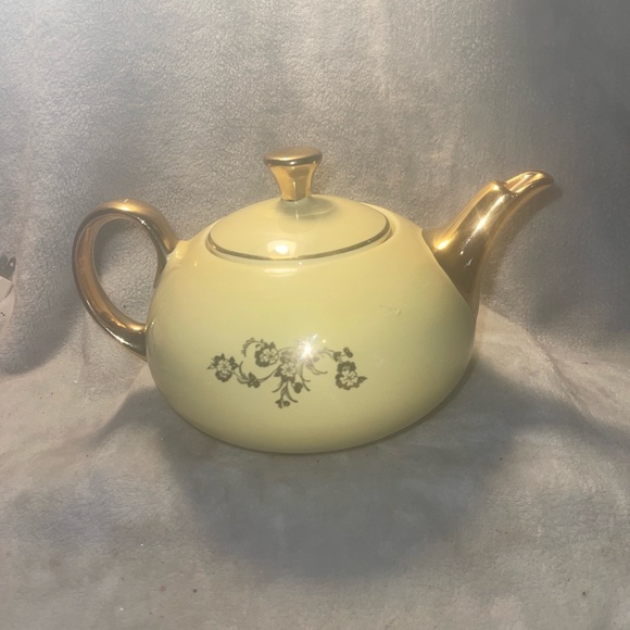 unbranded | Kitchen | Vintage Music Box Teapot From The 95s Use As ...